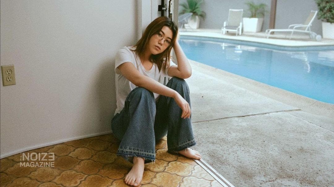 SE SO NEON Unveils Debut Album 'NOW'